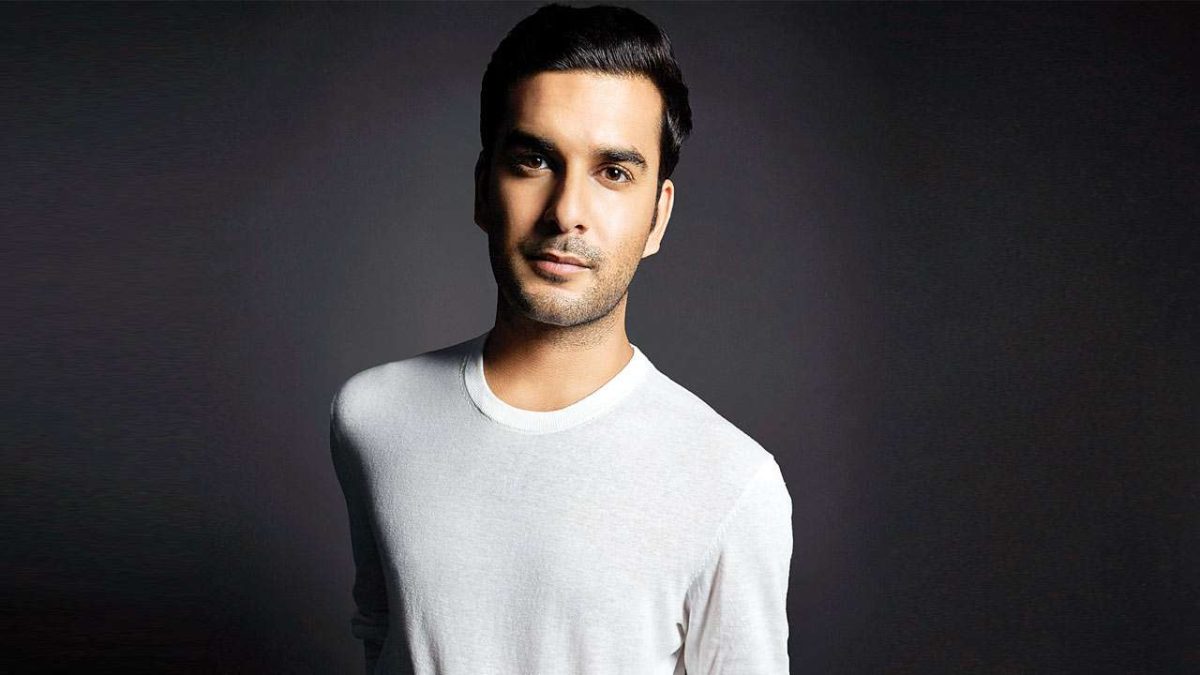 Top 20 DJs ruling the live event scene in India - Engage4more - Top ...